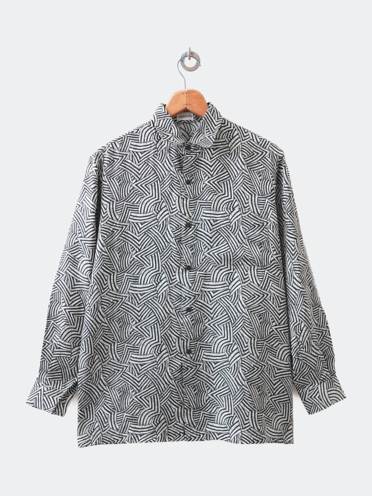 Patten shirt – NEVERKNOWS