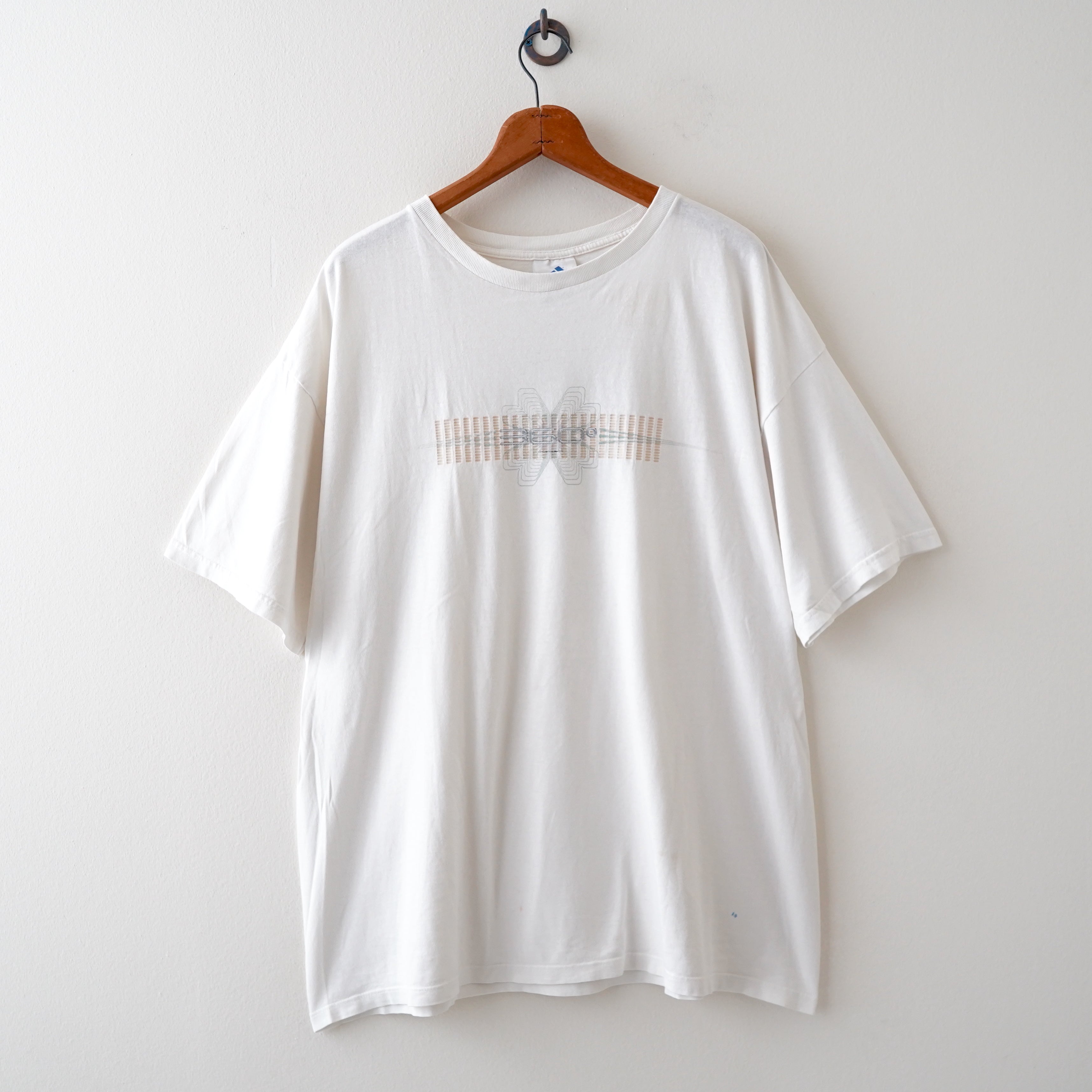Adidas 360° tee – NEVER KNOWS