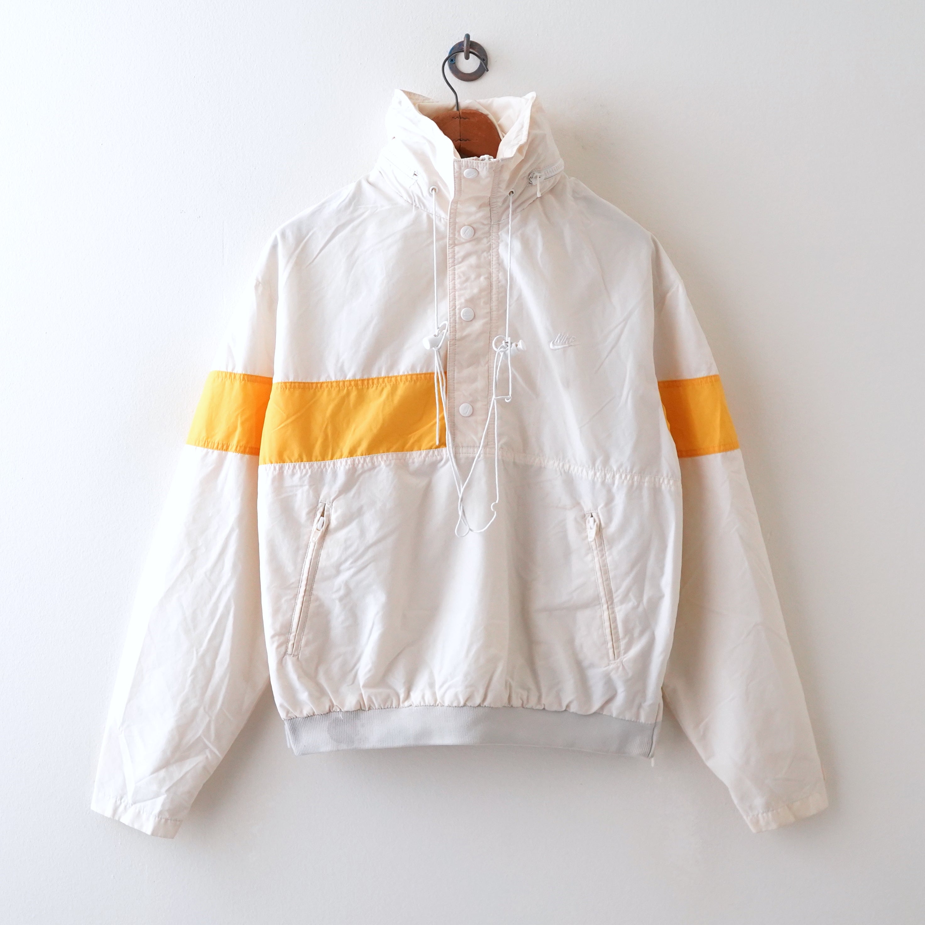 NIKE Polyester jacket – NEVER KNOWS