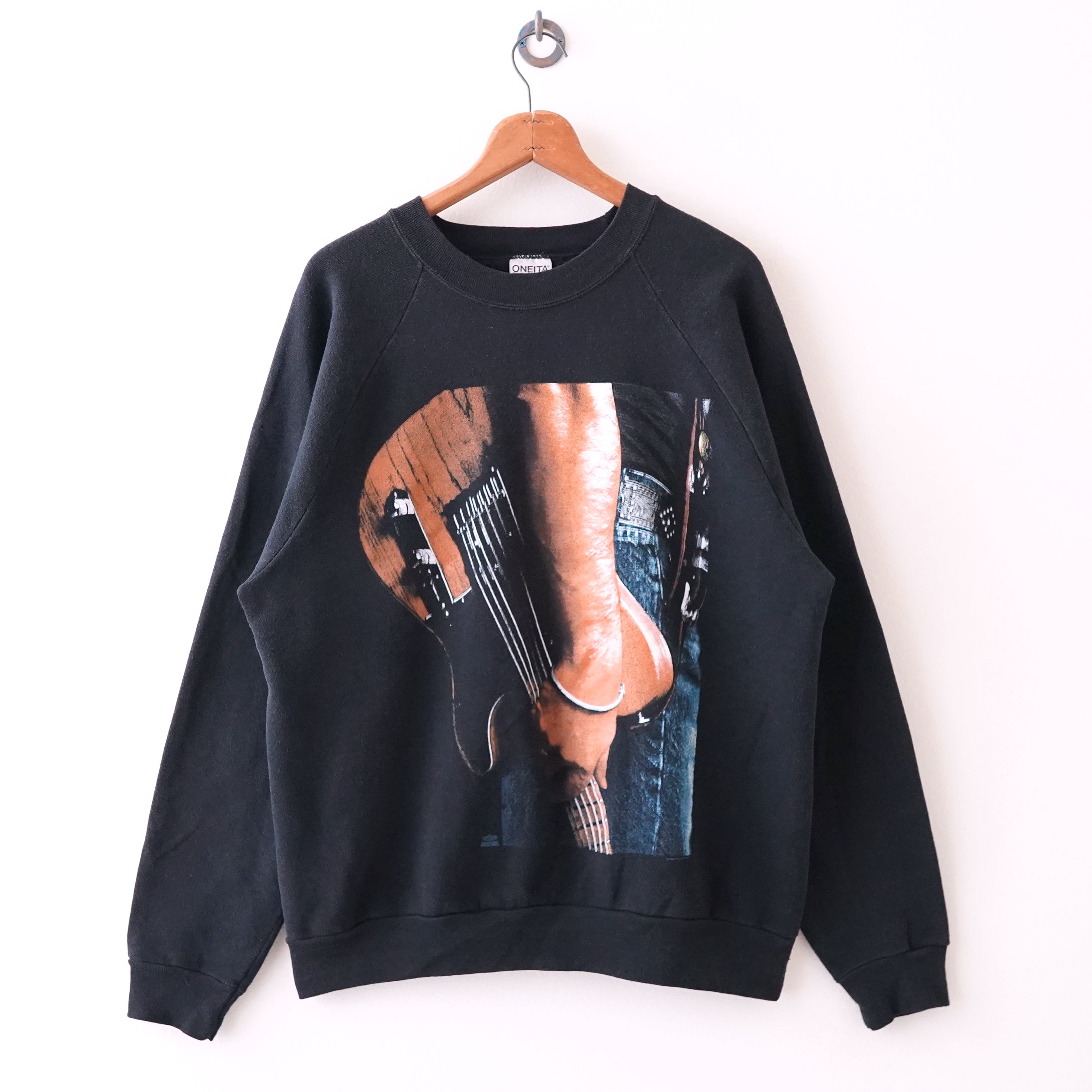90s Bruce Springsteen sweat – NEVERKNOWS