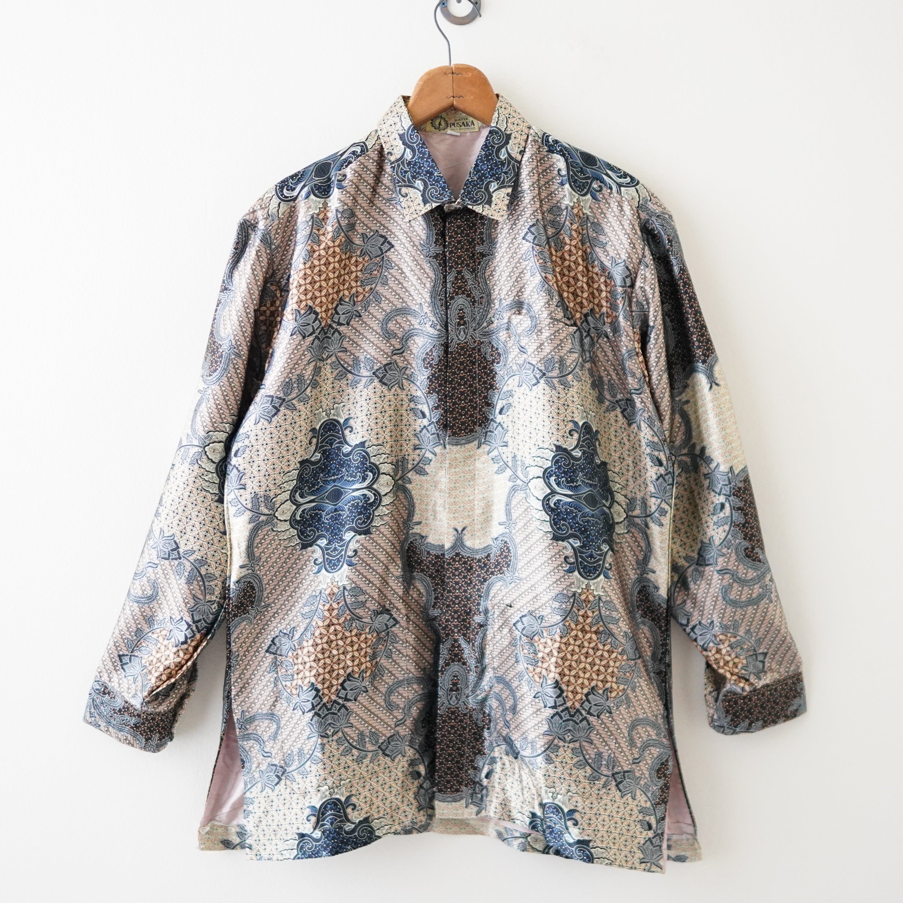 BATIK PUSAKA satin shirts – NEVERKNOWS