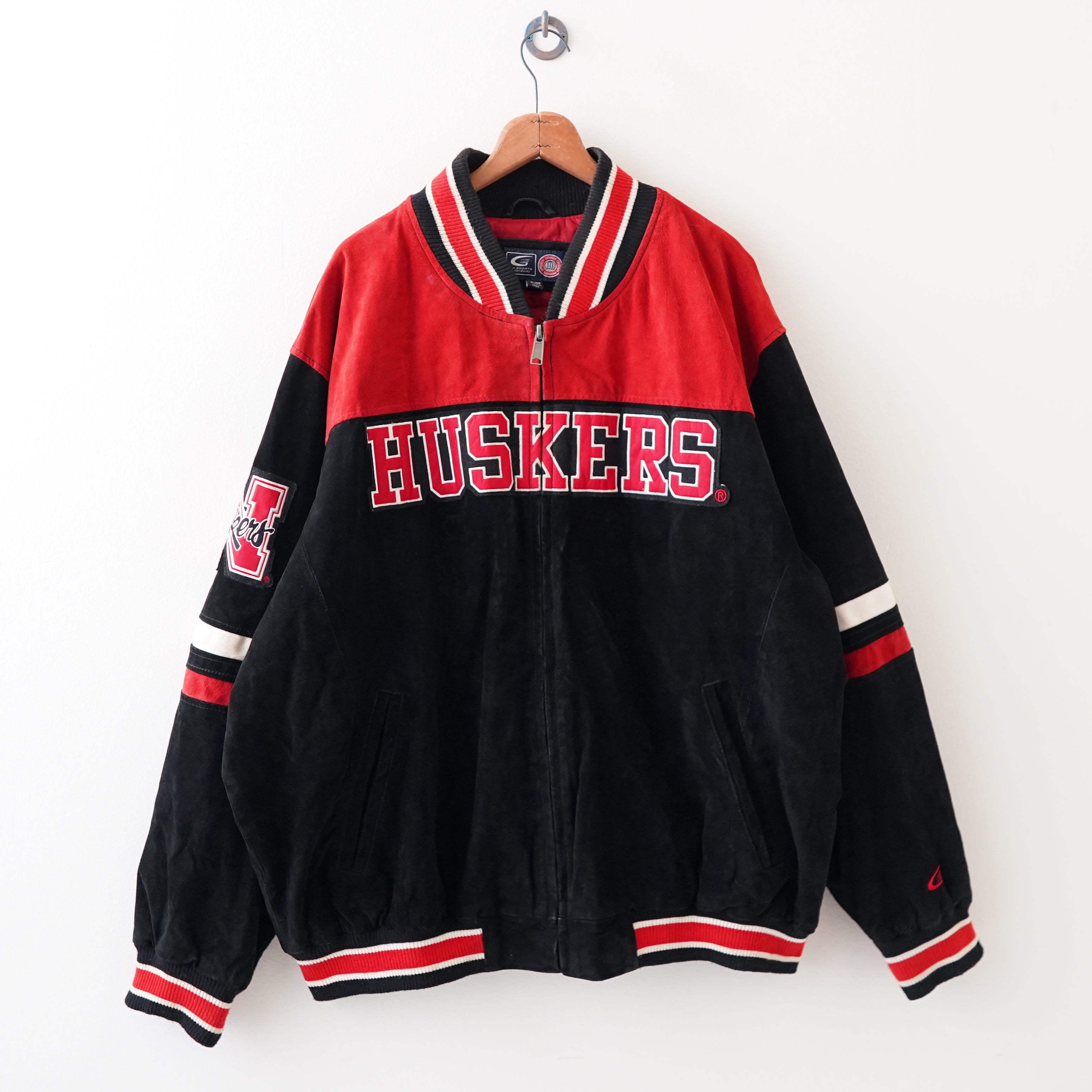NCAA huskers stadium jacket – NEVER KNOWS