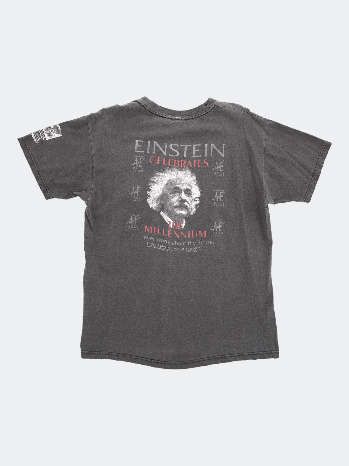 2000 Albert Einstein tee – NEVERKNOWS