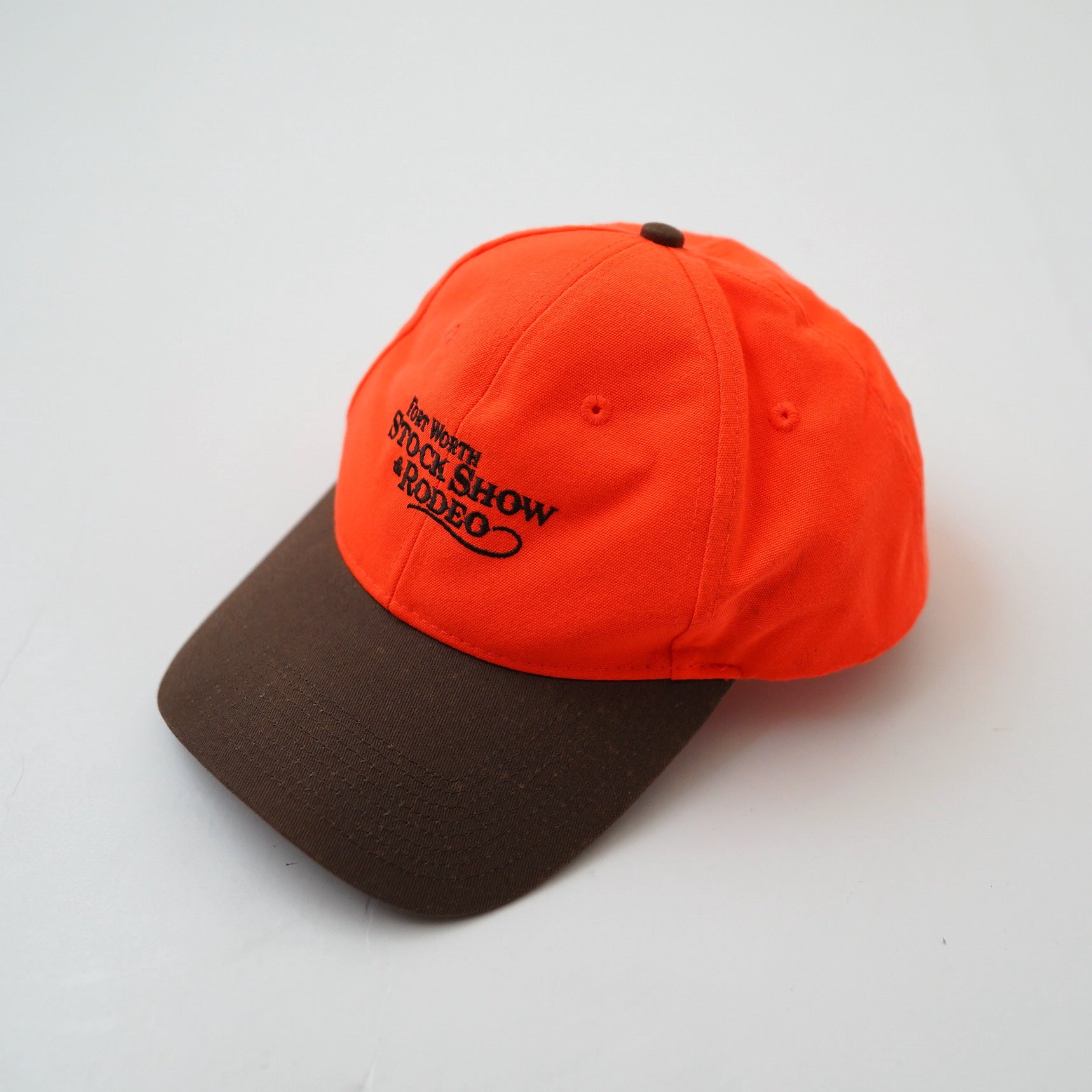 bi-color cap – NEVERKNOWS