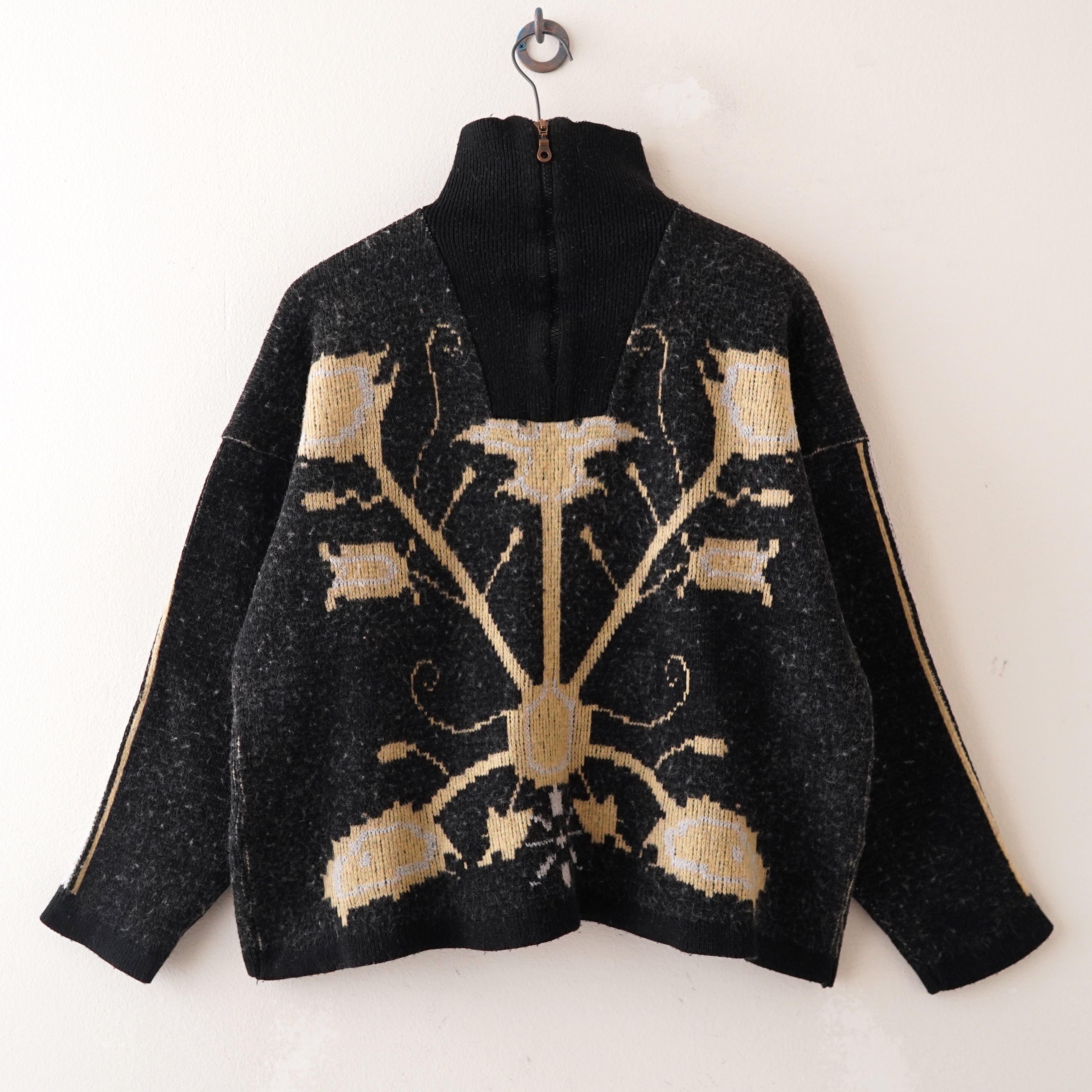 design half zip sweater – NEVERKNOWS